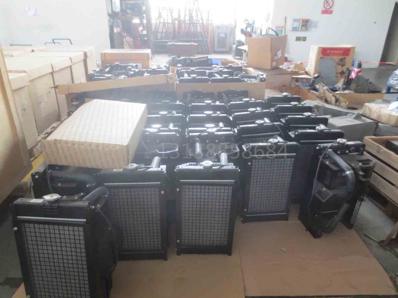 U45506580/998-515/1000-54916Perkins珀金斯水箱 - 叉车库